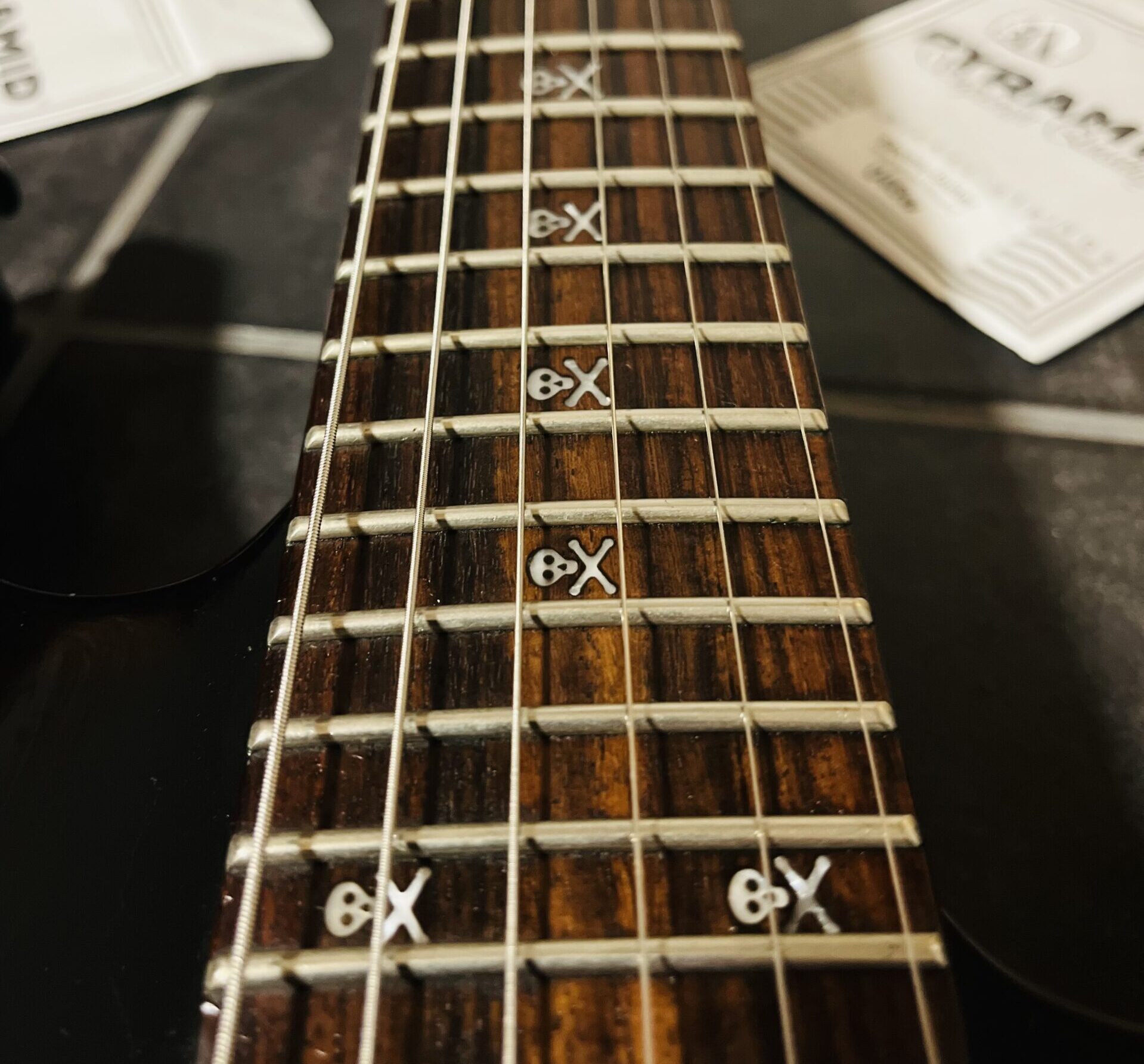 sherra.de - Sherra Guitar Cover